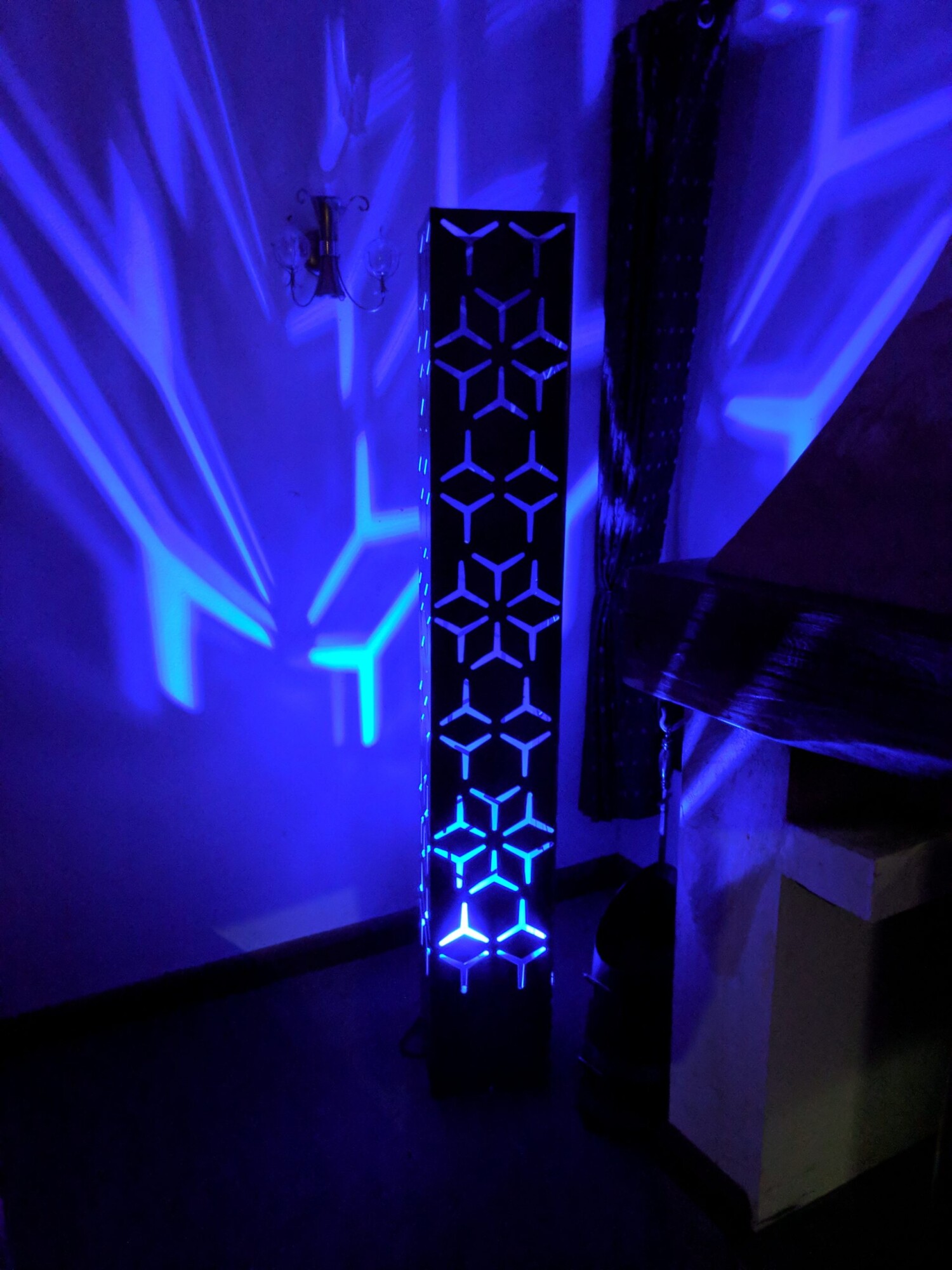 LED Light Towers 1800mm high x 265mm wide | Geo | Jet Black Powder Coat ...